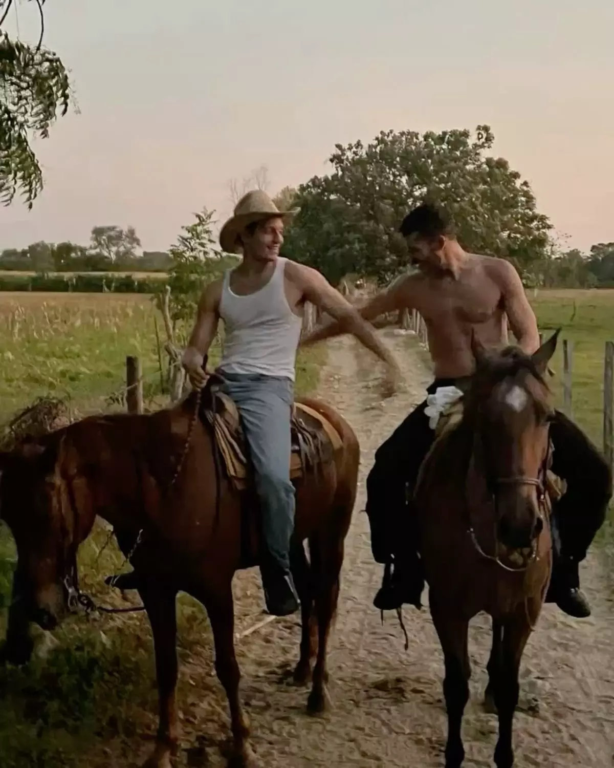 Chat with Nash & Reed | Sadistic Cowboys nsfw - Enjoy Free Unrestricted ...