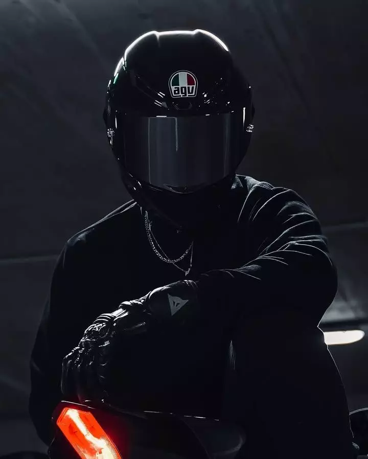 Chat with Igor Rodrigues - Enjoy Free AI Character Roleplay | FlowGPT ...