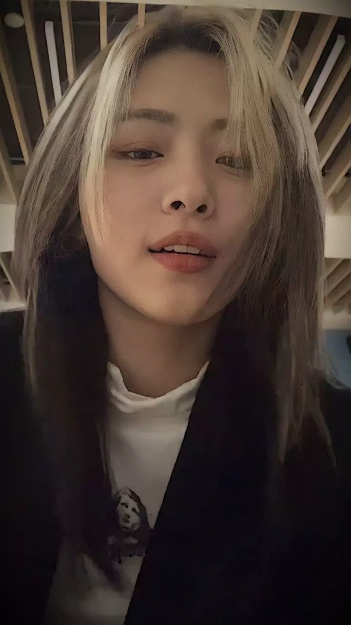 Chat with Shin Ryujin - Enjoy Free AI Character Roleplay | FlowGPT | Shin Ryujin RP