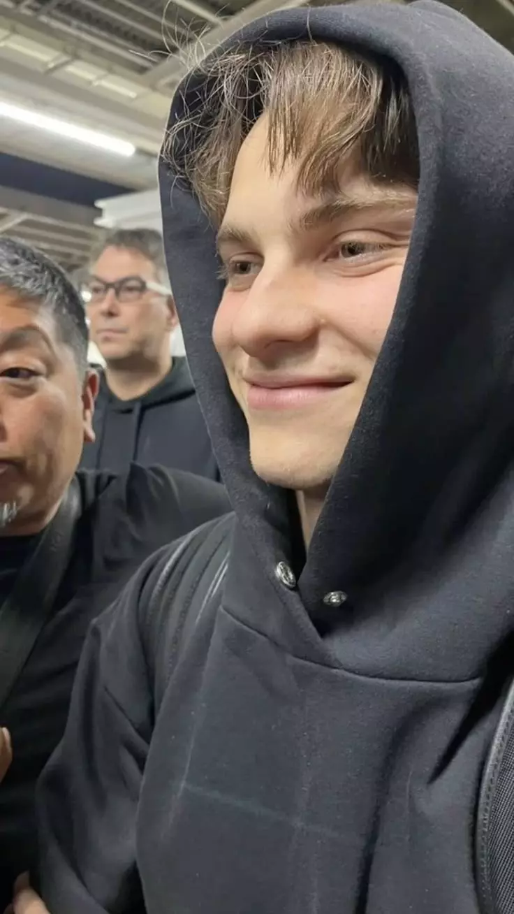 Chat with Oscar Plastri - Enjoy Free AI Character Roleplay | FlowGPT ...