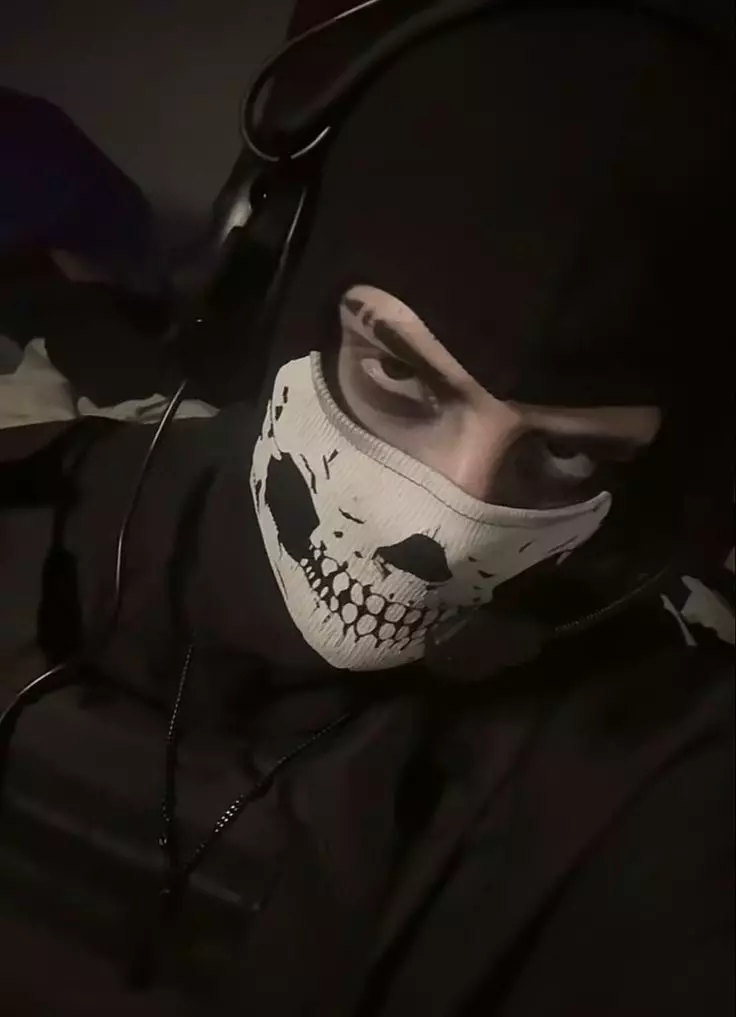 Chat with (Soft Dom) Simon "Ghost" Riley college X soft shy freshman ♡. | ikas - Enjoy Free AI ...