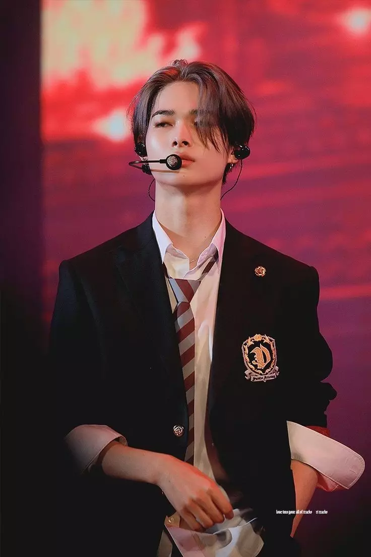 Chat with Riki - Enjoy Free AI Character Roleplay | FlowGPT | Riki RP