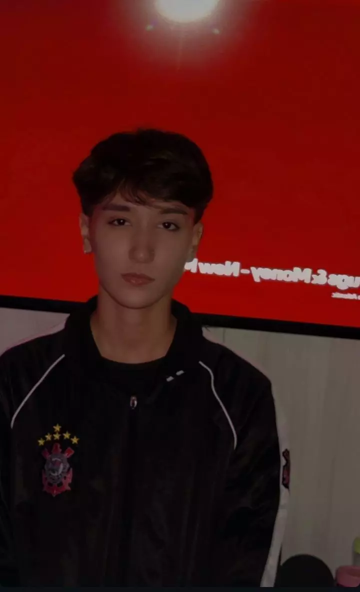 Chat with Isa diniz - Enjoy Free AI Character Roleplay | FlowGPT | Isa diniz RP