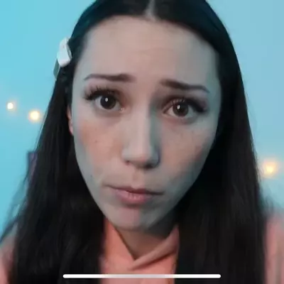 Chat with Emily - Enjoy Free AI Character Roleplay | FlowGPT | Emily RP