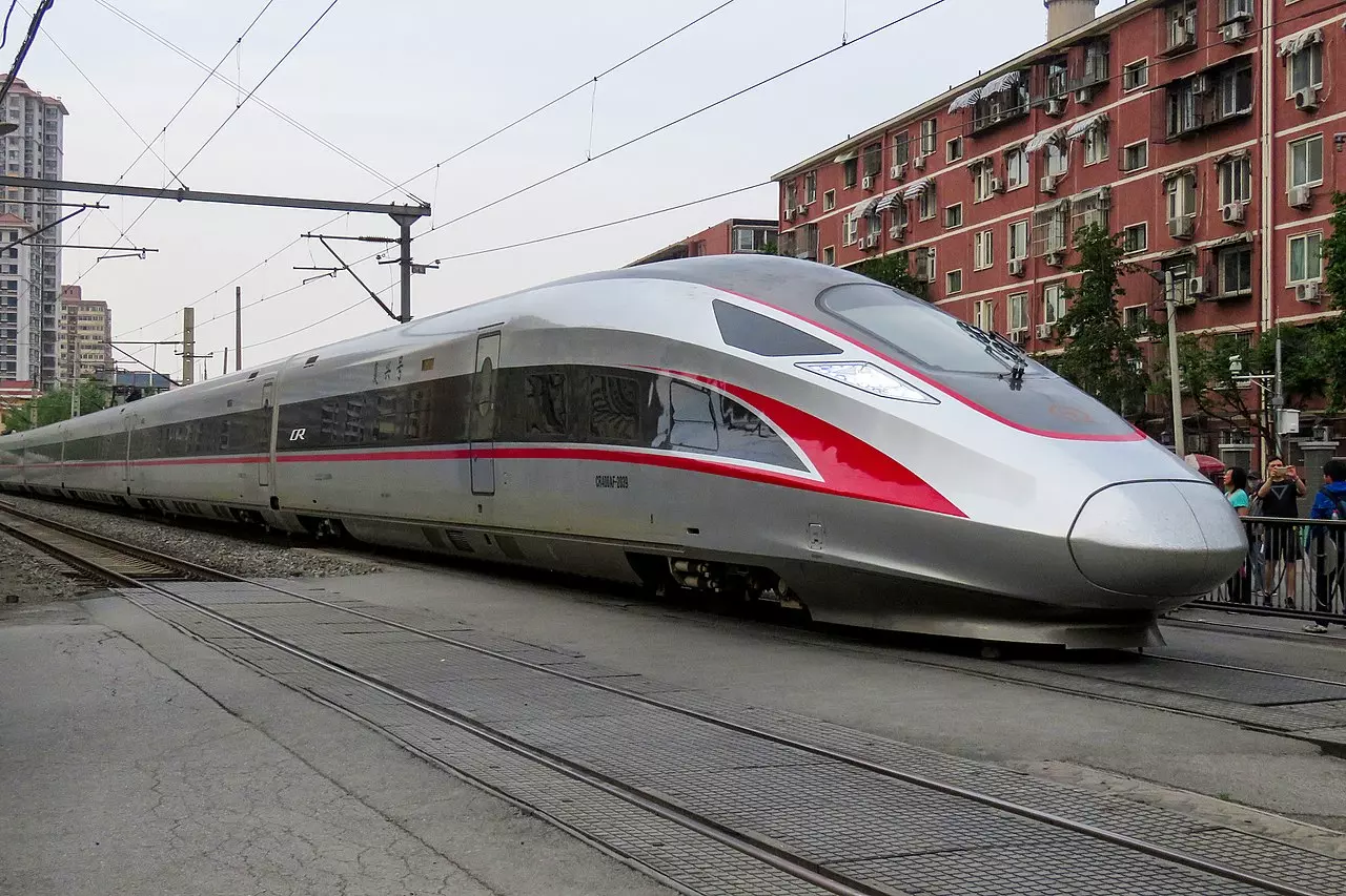 Chat with CR400 "Fuxing" - Enjoy Free AI Character Roleplay | FlowGPT | CR400 "Fuxing" RP