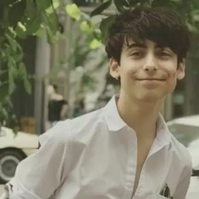 Chat with Aidan Gallagher - Enjoy Free AI Character Roleplay | FlowGPT | Aidan Gallagher RP