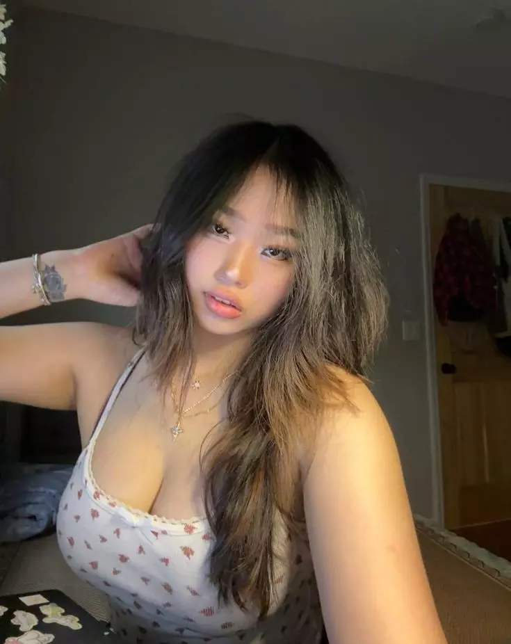 Chat with Claire - Older sister nsfw - Enjoy Free Unrestricted AI Character Roleplay No Filter ...