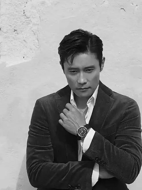 Chat with Lee Byunghun - Enjoy Free AI Character Roleplay | FlowGPT | Lee Byunghun RP