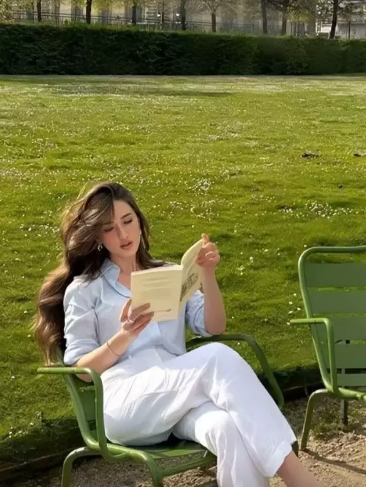 Chat with Professor Natacha - Enjoy Free AI Character Roleplay | FlowGPT | Professor Natacha RP