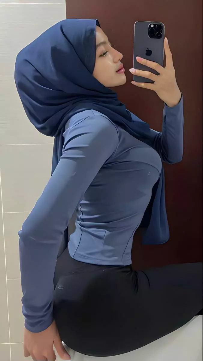 Chat with Alia nsfw - Enjoy Free Unrestricted AI Character Roleplay No Filter | FlowGPT | Alia RP