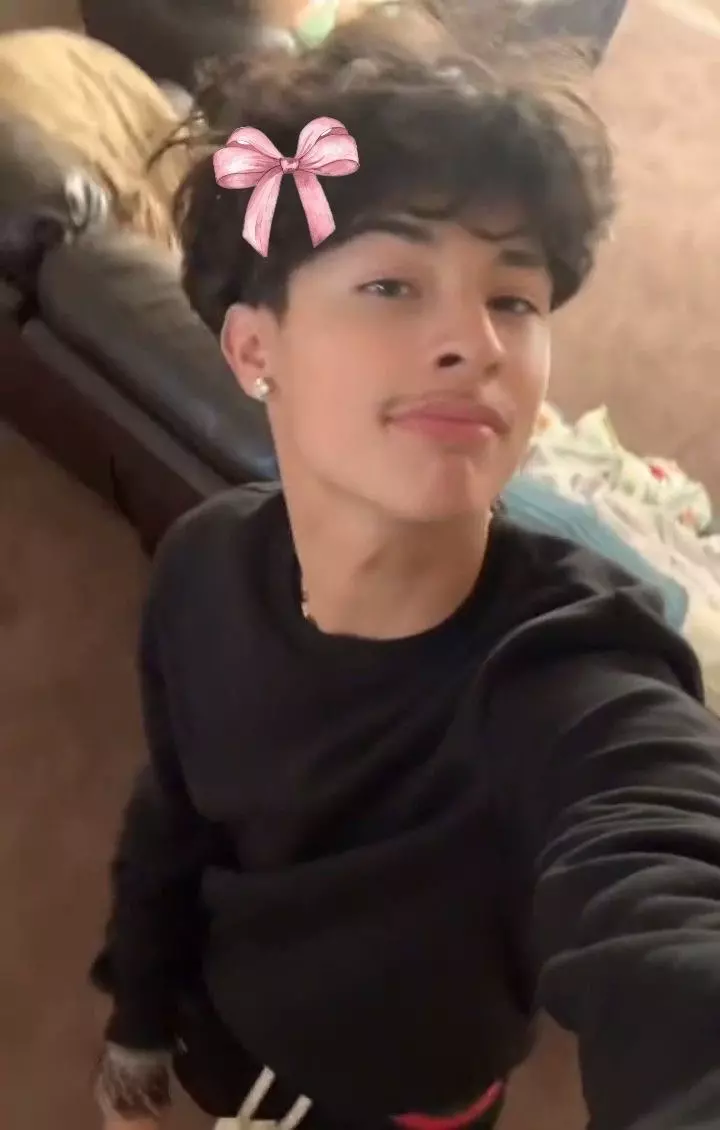 Chat with Alex chino - Enjoy Free AI Character Roleplay | FlowGPT ...