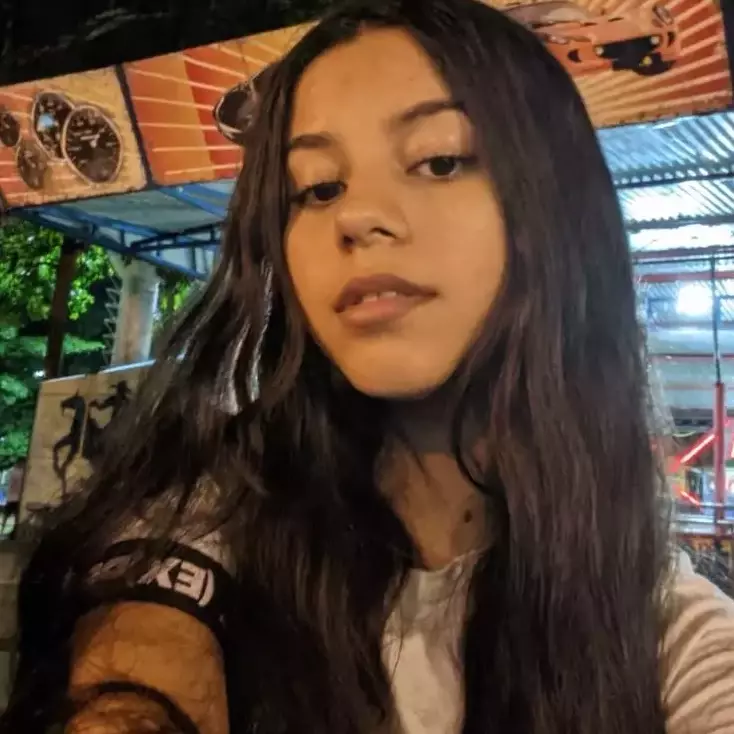 Chat with Anna Luiza - Enjoy Free AI Character Roleplay | FlowGPT | Anna Luiza RP