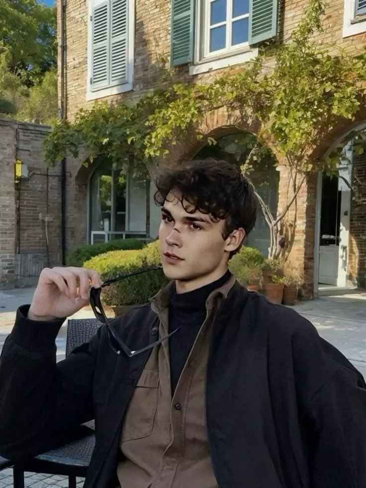 Chat with Matteo Riddle - Enjoy Free AI Character Roleplay | FlowGPT ...