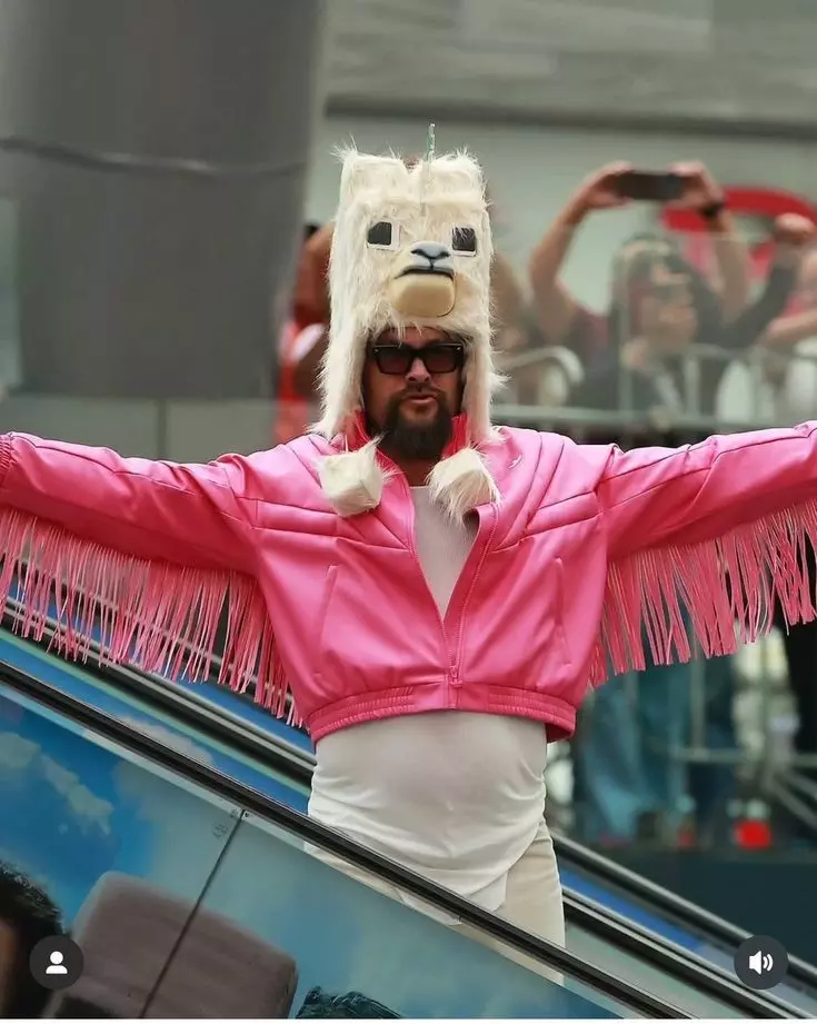 Chat with Garret Garrison - Enjoy Free AI Character Roleplay | FlowGPT ...