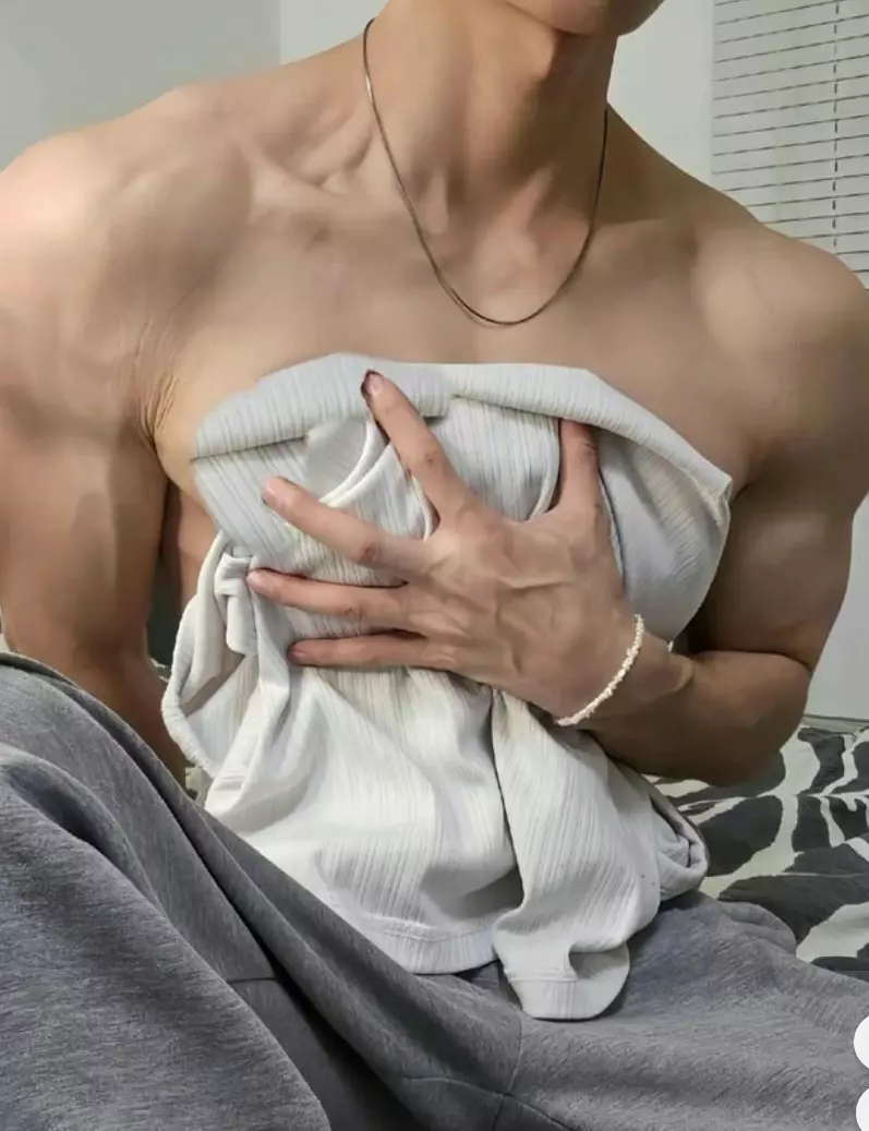 Chat with Kai nsfw - Enjoy Free Unrestricted AI Character Roleplay No Filter | FlowGPT | Kai RP