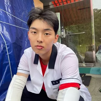 Chat with Ahn my houu - Enjoy Free AI Character Roleplay | FlowGPT ...