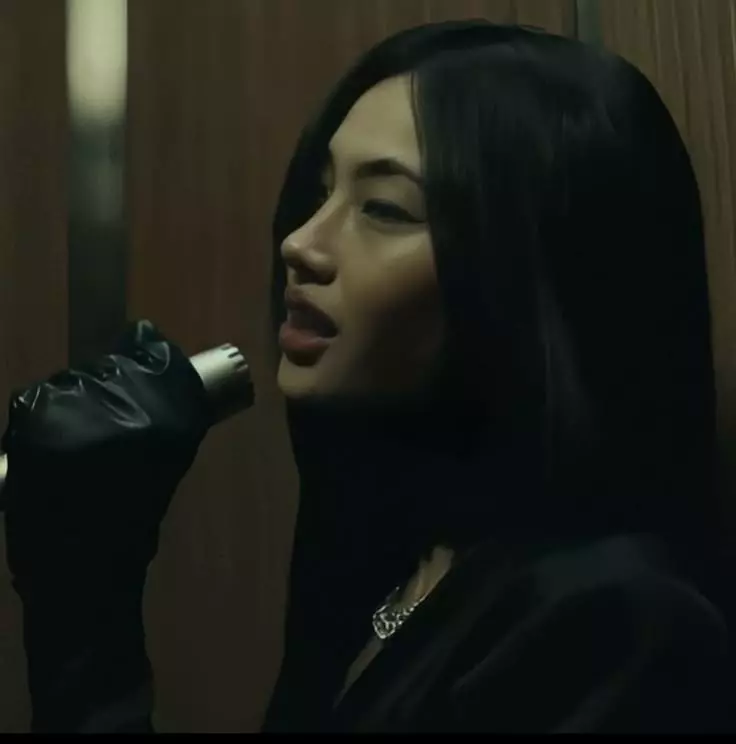 Chat with Hoyeon Jung (wlw) - Enjoy Free AI Character Roleplay | FlowGPT | Hoyeon Jung (wlw) RP