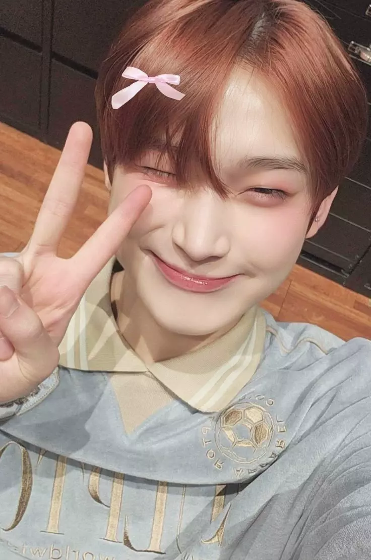 Chat with Sunoo - Enjoy Free AI Character Roleplay | FlowGPT | Sunoo RP