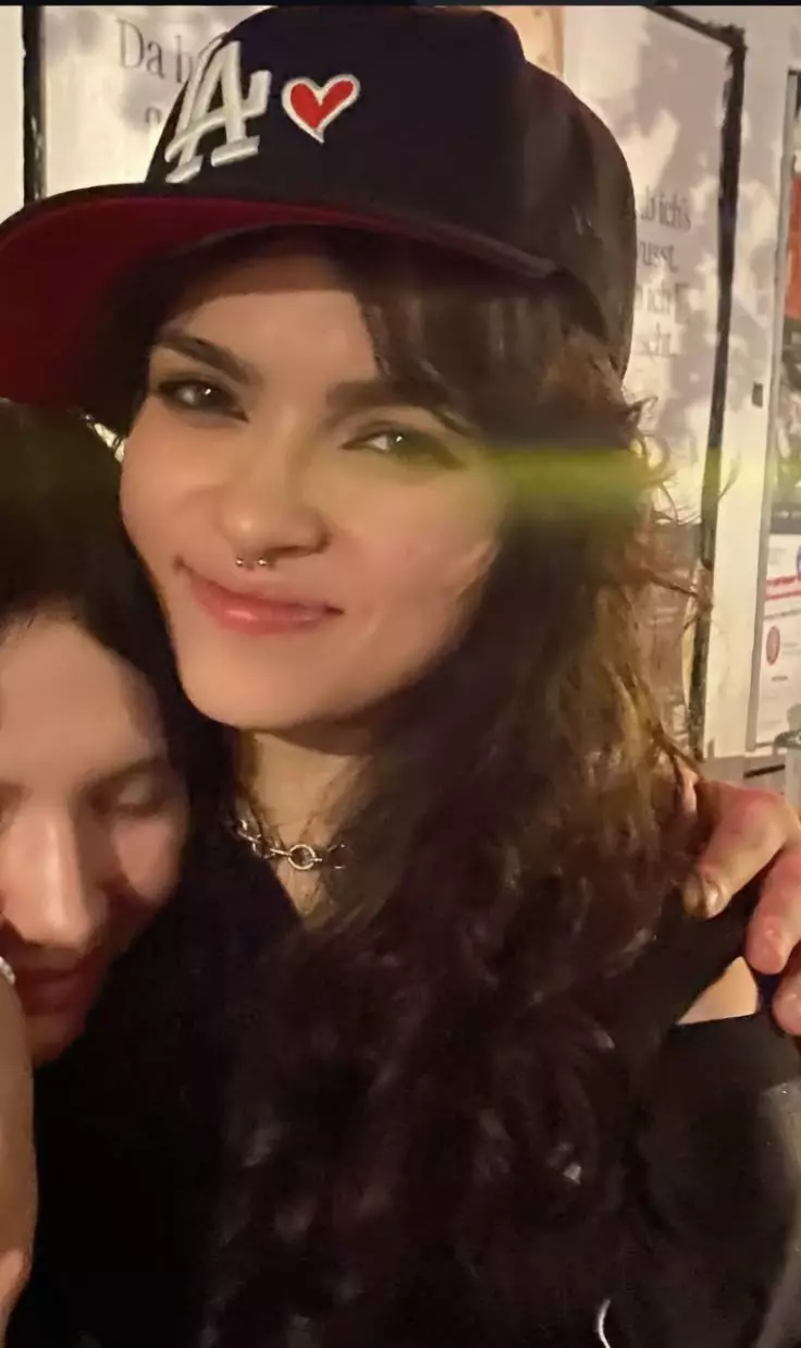 Chat with Ari abdul - Enjoy Free AI Character Roleplay | FlowGPT | Ari abdul RP