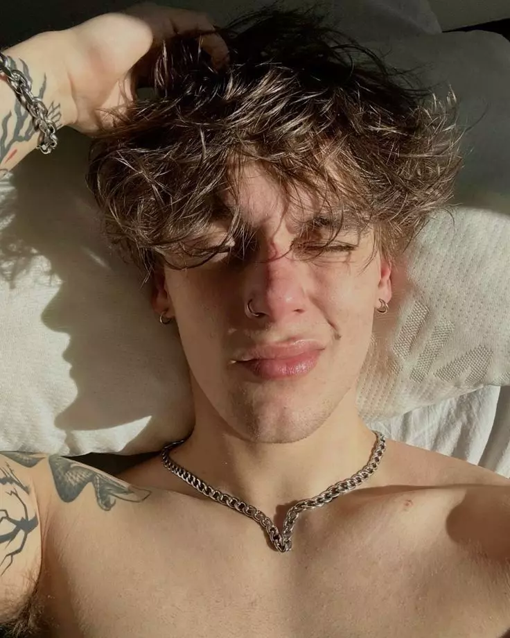 Chat with Luca D'Angelo - Enjoy Free AI Character Roleplay | FlowGPT | Luca D'Angelo RP