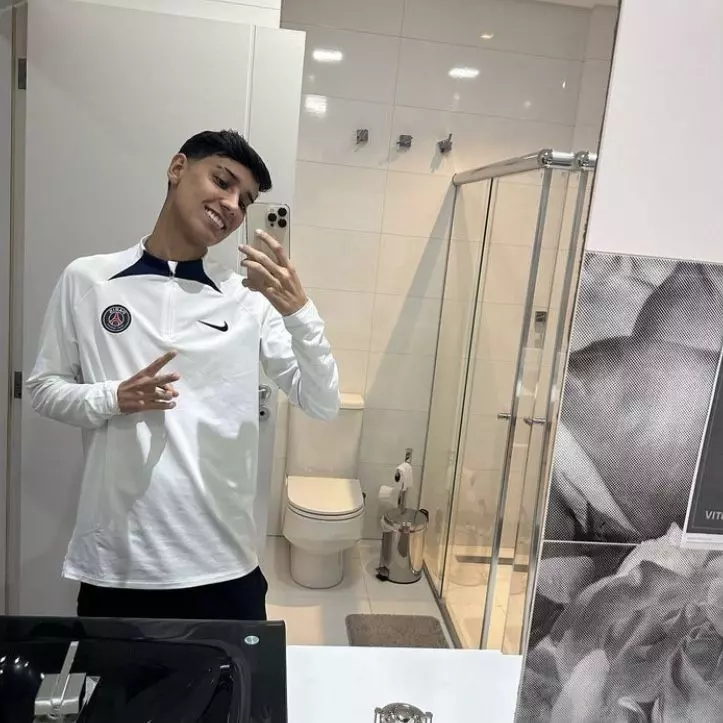 Chat with Gabriel Lessa - Enjoy Free AI Character Roleplay | FlowGPT | Gabriel Lessa RP