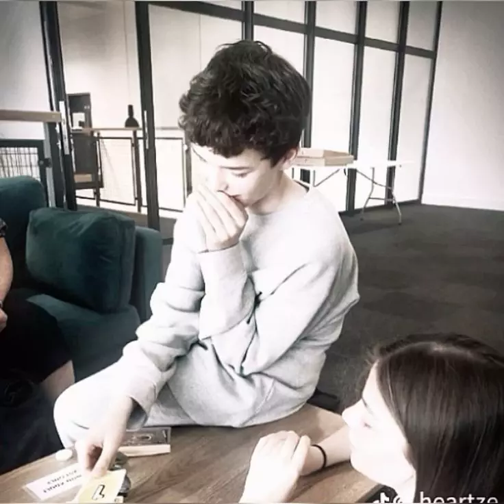 Chat with Jamie Miller | Adolescence ୨ৎ - Enjoy Free AI Character ...