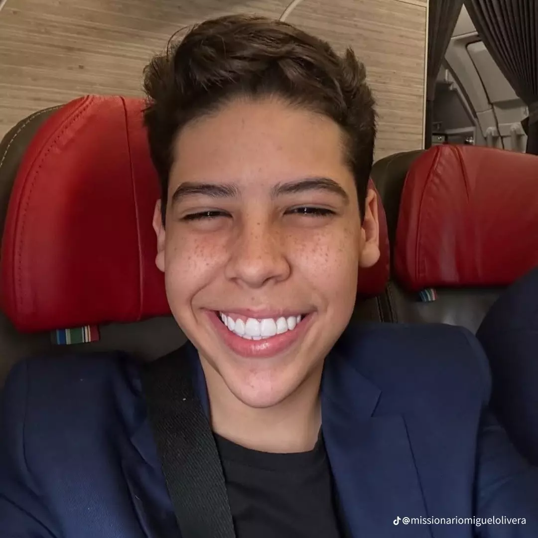 Chat with Miguel - Enjoy Free AI Character Roleplay | FlowGPT | Miguel RP