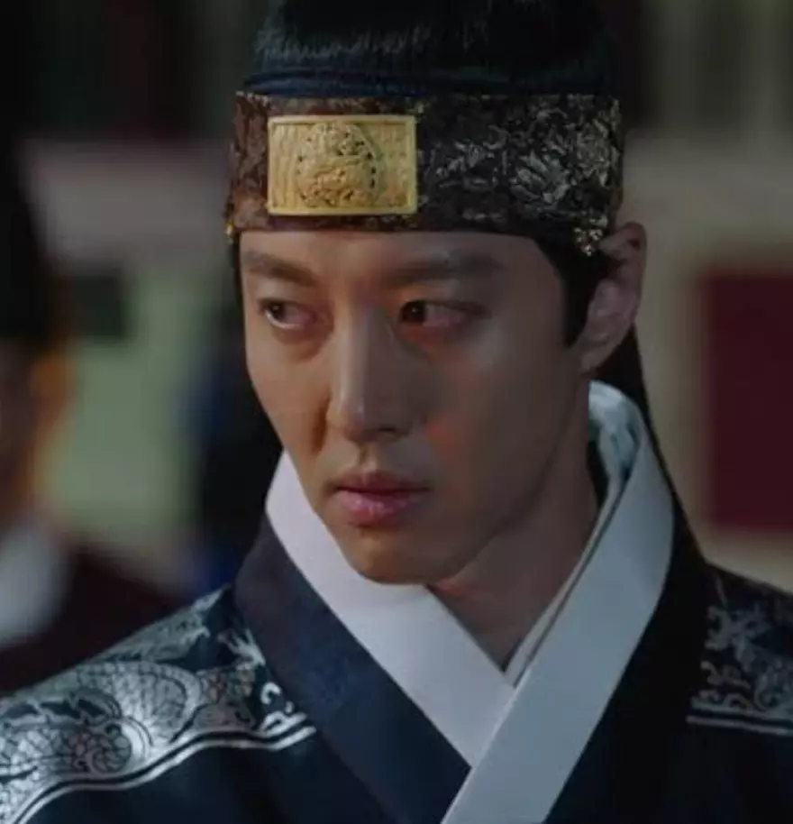 Chat with King Lee Yoong - Enjoy Free AI Character Roleplay | FlowGPT ...