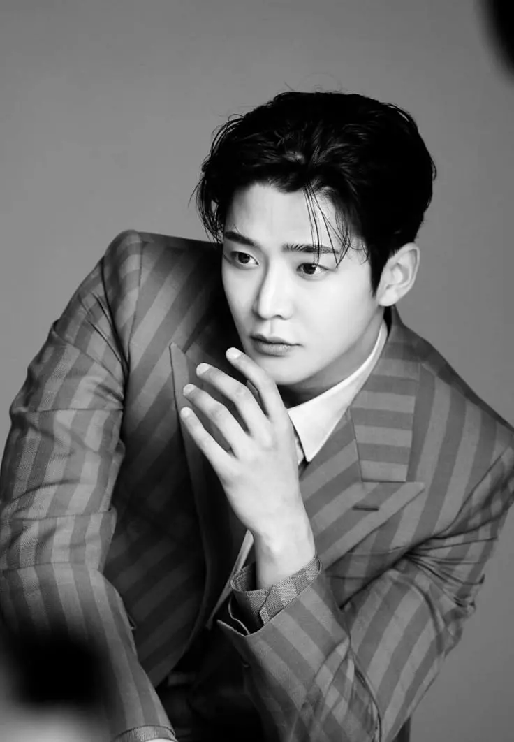 Chat with Rowoon - Enjoy Free AI Character Roleplay | FlowGPT | Rowoon RP