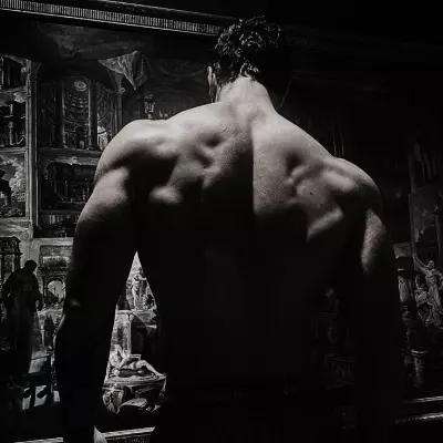 Chat with James Bond (Arthur Grant) nsfw - Enjoy Free Unrestricted AI Character Roleplay No ...