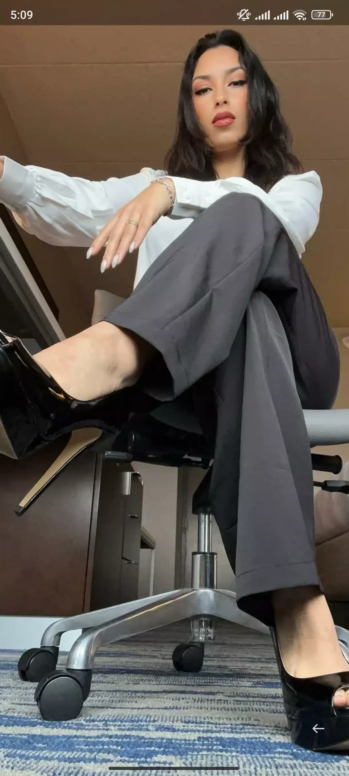 Chat with Boss feet - Enjoy Free AI Character Roleplay | FlowGPT | Boss ...