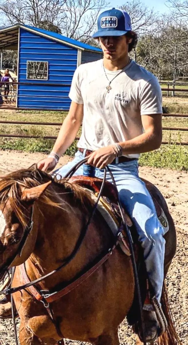 Chat with Jake Walker - Enjoy Free AI Character Roleplay | FlowGPT ...