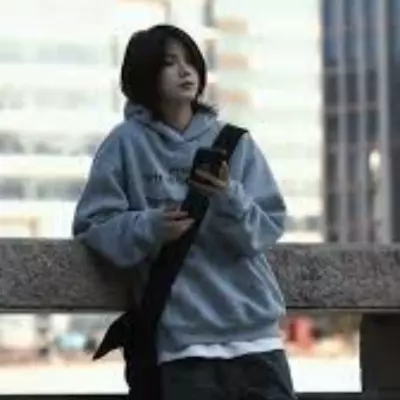 Chat with Akari "Aki" Tanaka - Enjoy Free AI Character Roleplay | FlowGPT | Akari "Aki" Tanaka RP