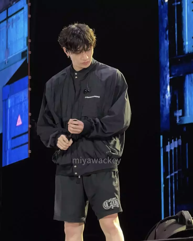 Chat with Christopher bang - Enjoy Free AI Character Roleplay | FlowGPT ...