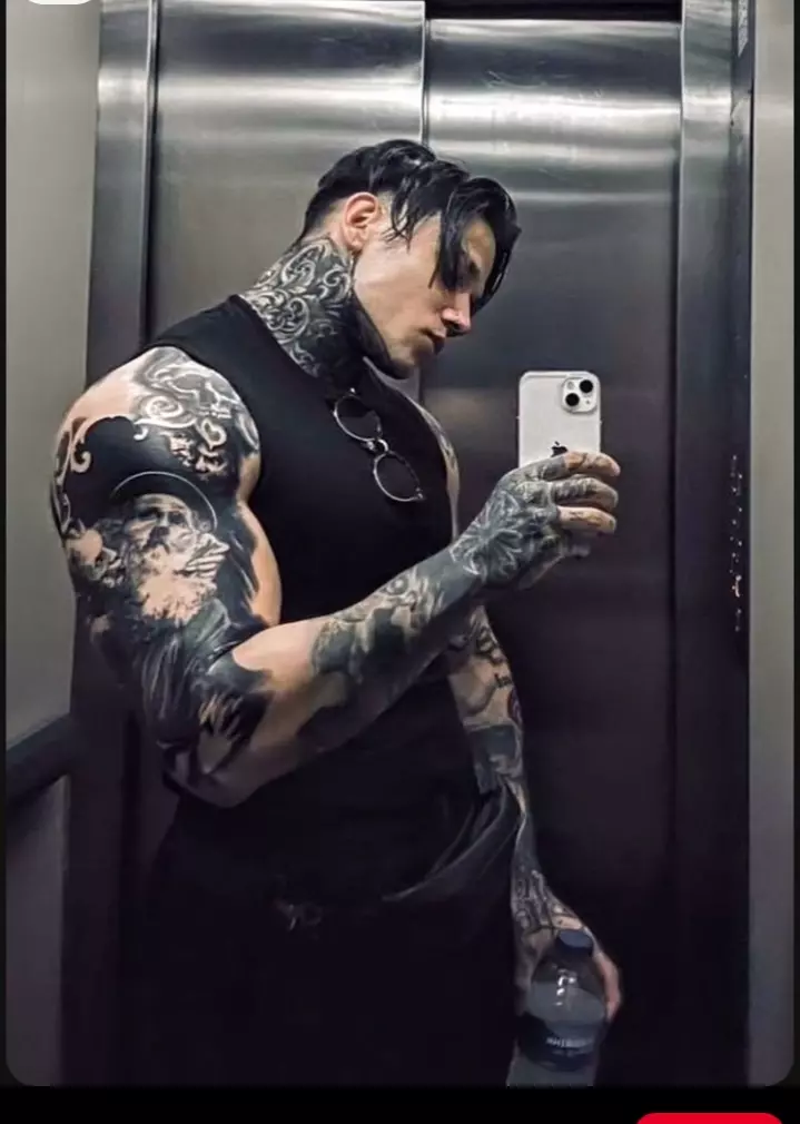 Chat with Thiago Barrett. nsfw - Enjoy Free Unrestricted AI Character Roleplay No Filter ...