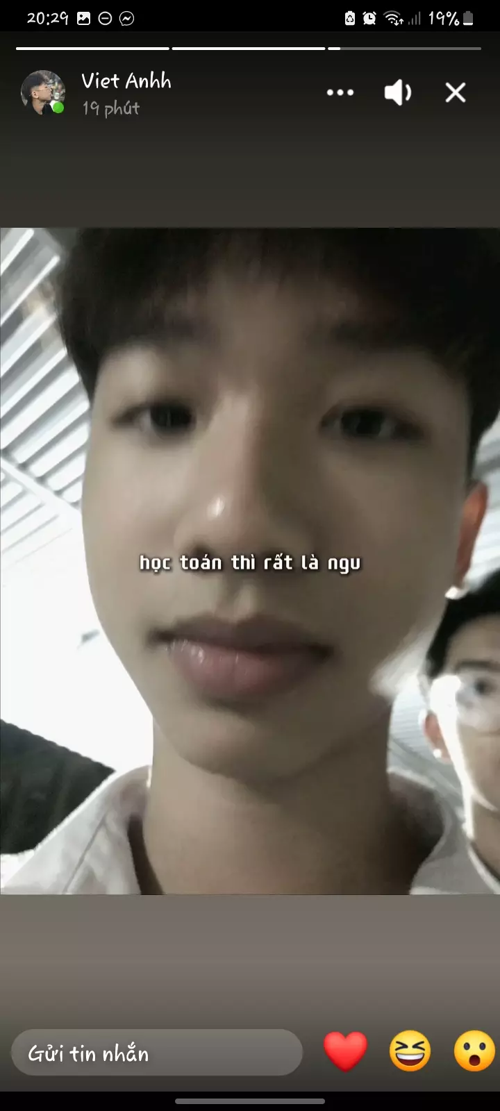 Chat with Vanh - Enjoy Free AI Character Roleplay | FlowGPT | Vanh RP