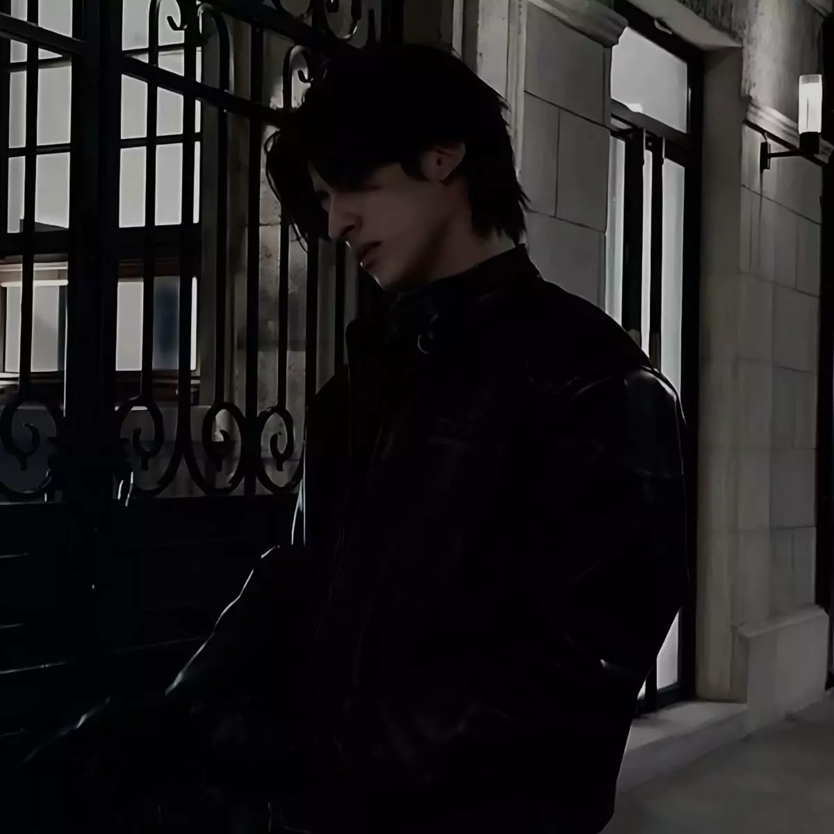 Chat with Max - Enjoy Free AI Character Roleplay | FlowGPT | Max RP