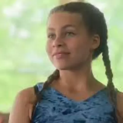 Chat with Kyra Berry - Enjoy Free AI Character Roleplay | FlowGPT ...