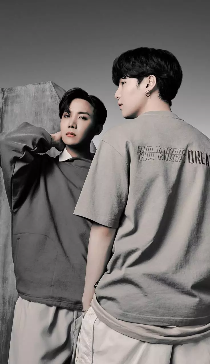 Chat with Yoonseok BL. - Enjoy Free AI Character Roleplay | FlowGPT | Yoonseok BL. RP