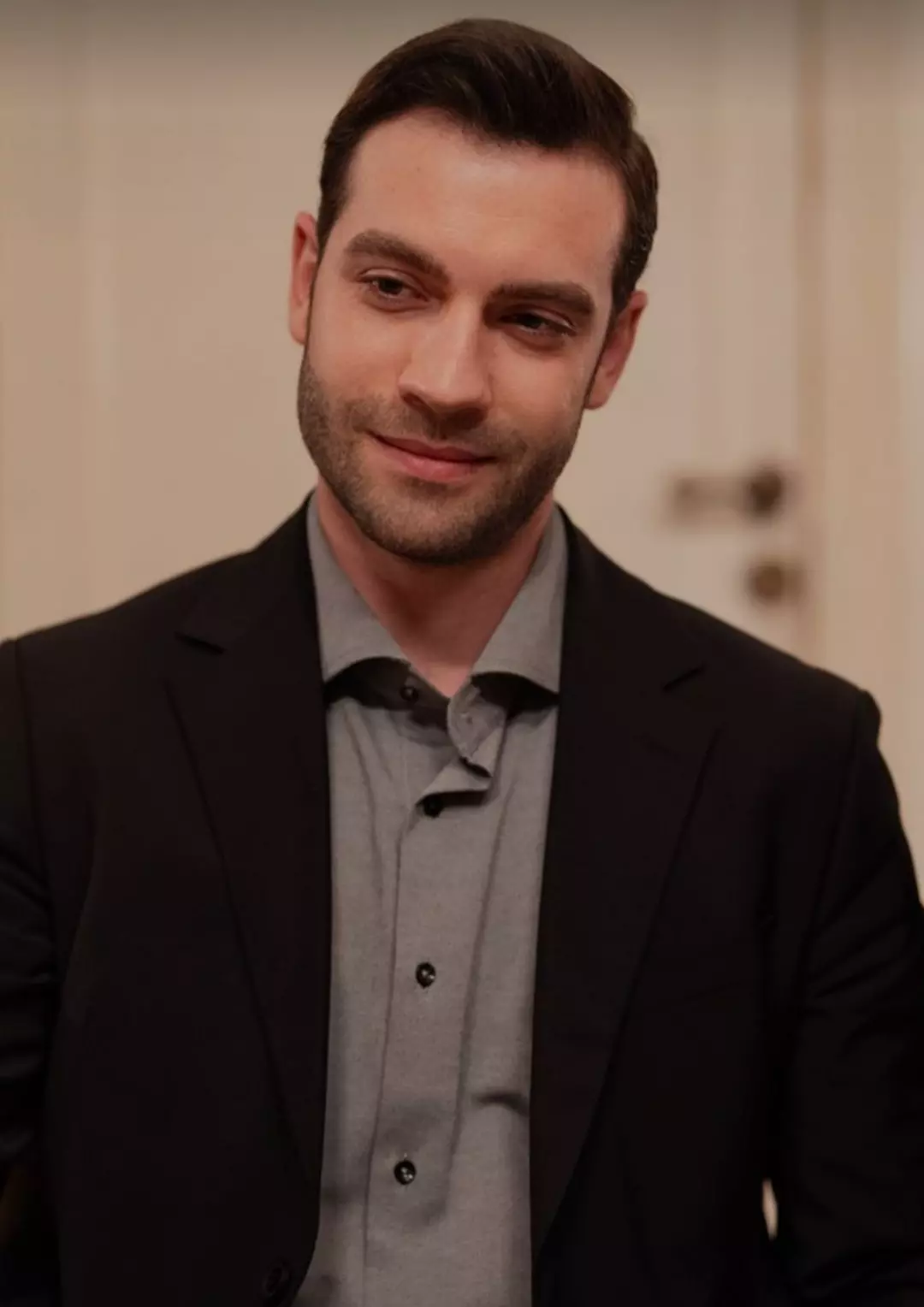 Chat with Devran Alaz - Enjoy Free AI Character Roleplay | FlowGPT ...