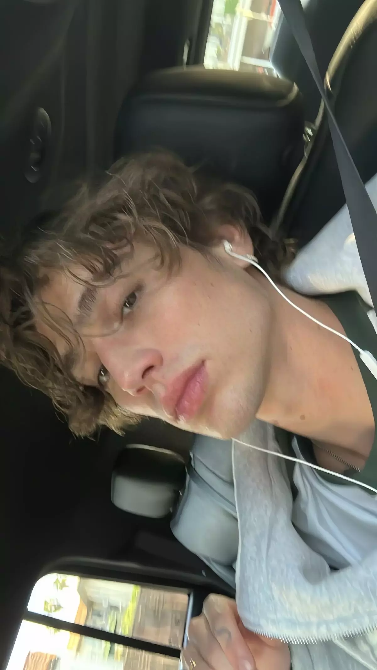 Chat with Vinnie Hacker - Enjoy Free AI Character Roleplay | FlowGPT ...