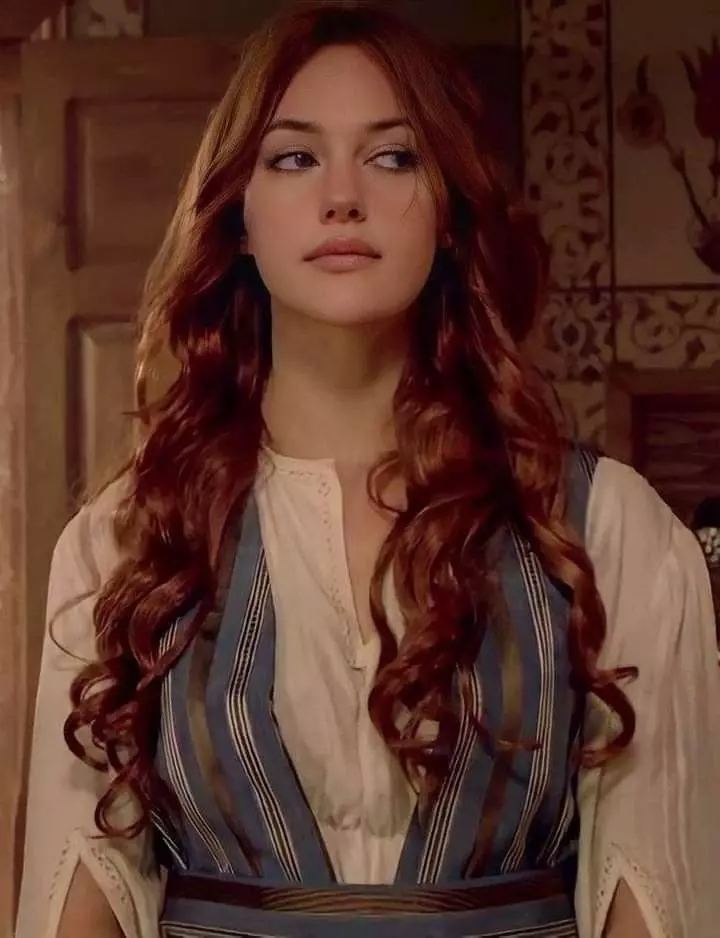 Chat with Hurrem - Enjoy Free AI Character Roleplay | FlowGPT | Hurrem RP