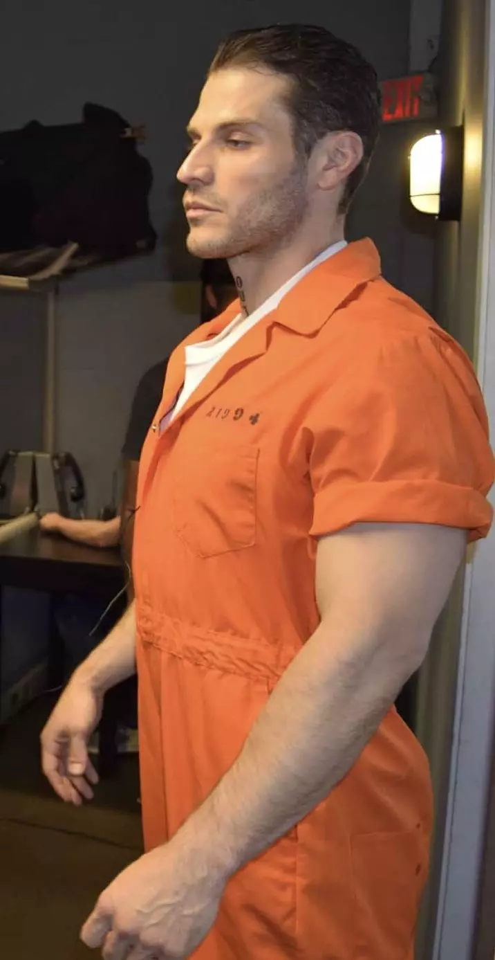 Chat with More singing (Tevan) - Enjoy Free AI Character Roleplay ...