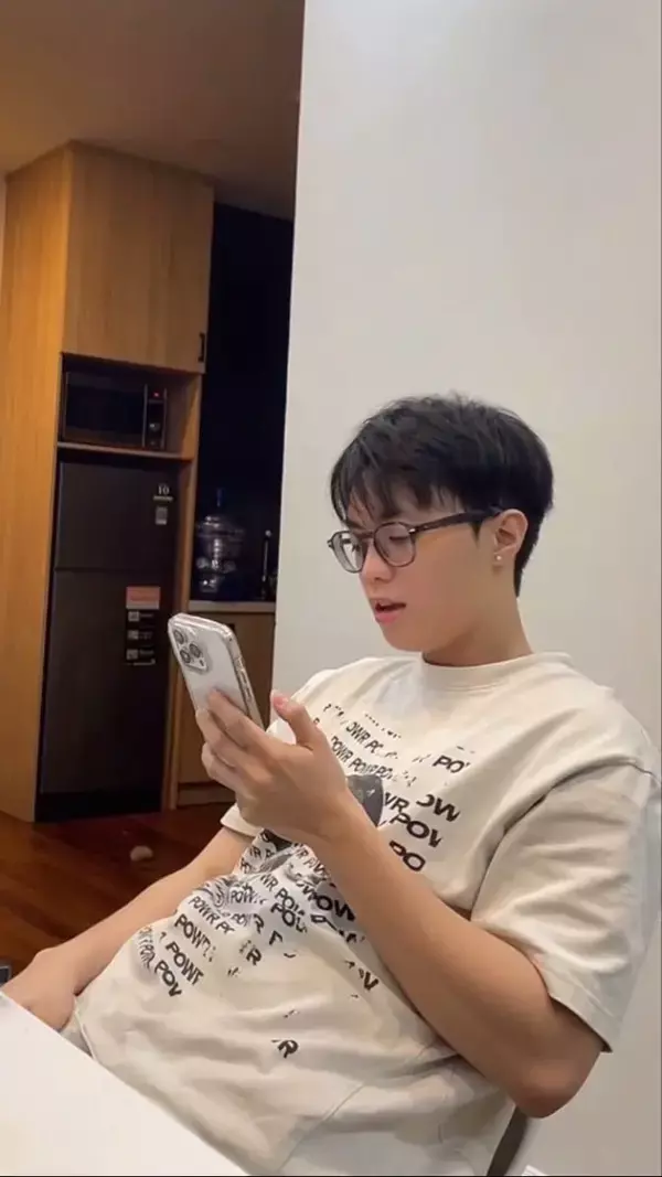 Chat with Dang Thanh An - Negav - Enjoy Free AI Character Roleplay | FlowGPT | Dang Thanh An ...