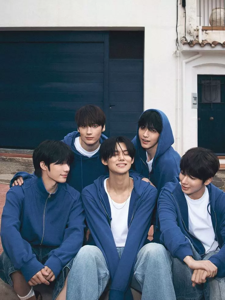 Chat with The new member of txt - Enjoy Free AI Character Roleplay ...