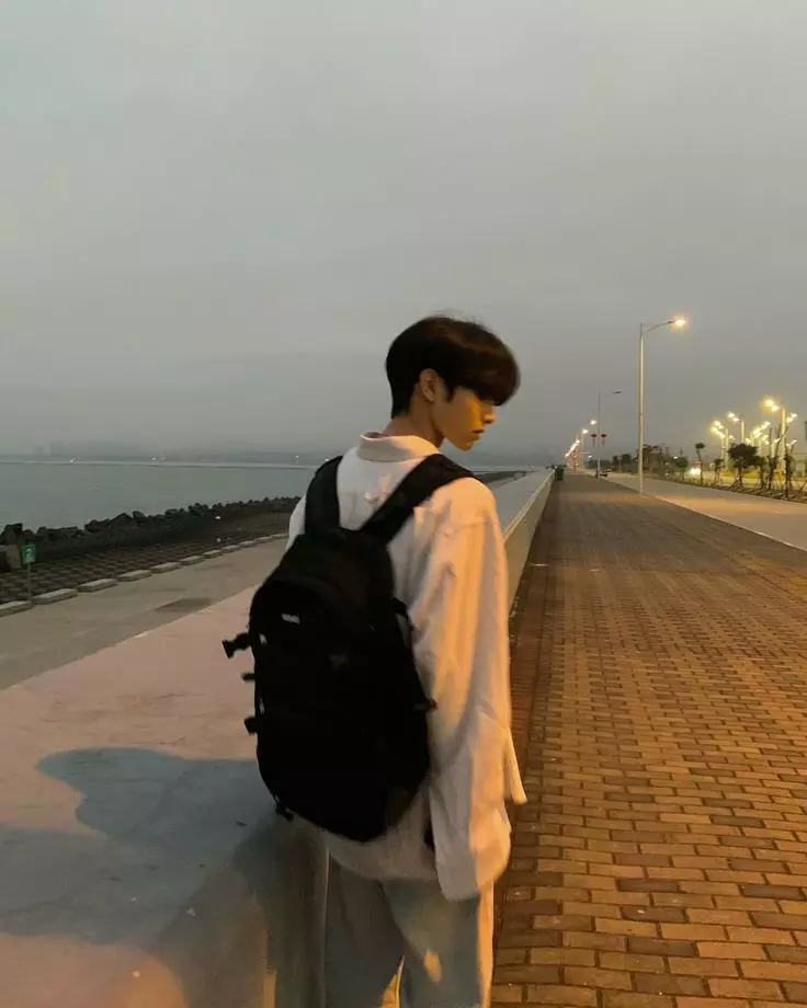 Chat with ziven - Enjoy Free AI Character Roleplay | FlowGPT | ziven RP