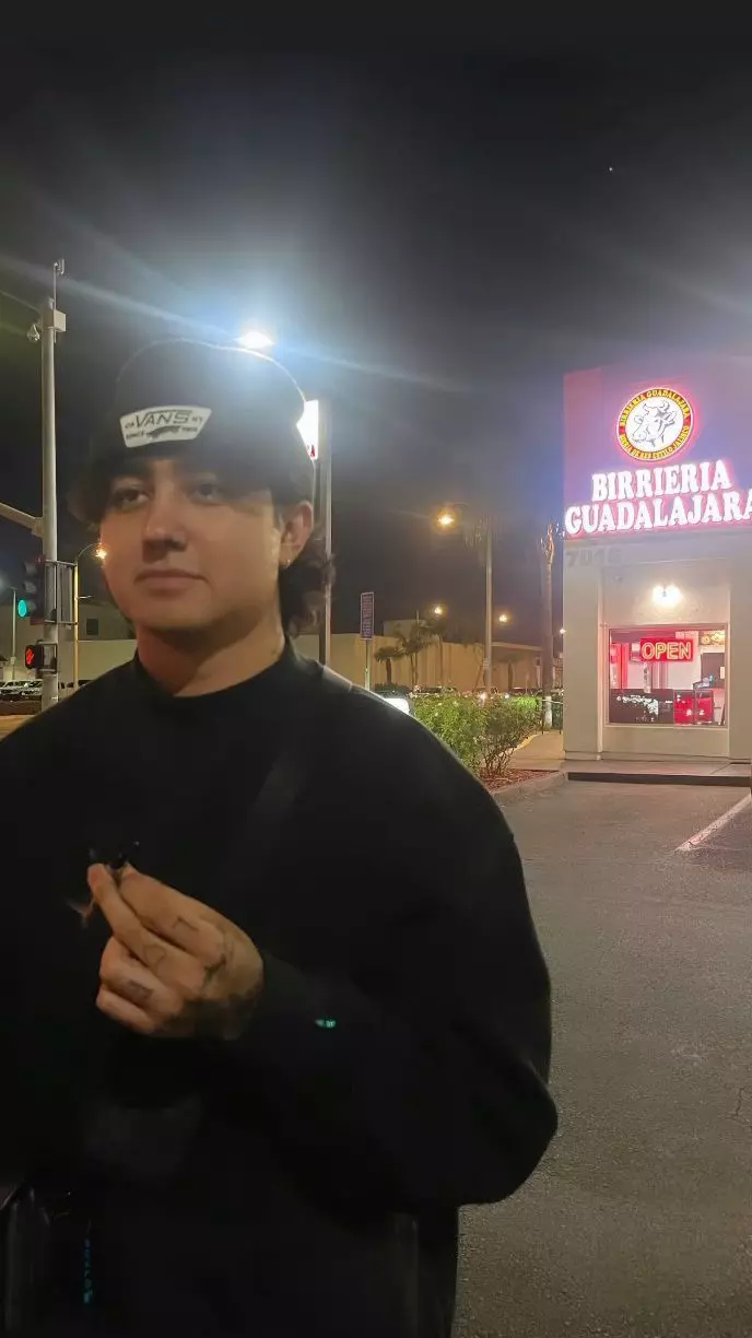 Chat with Pablo Ángel (Puvlo) - Enjoy Free AI Character Roleplay ...