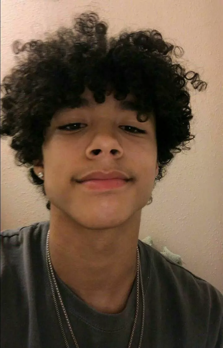 Chat with Ye - Enjoy Free AI Character Roleplay | FlowGPT | Ye RP