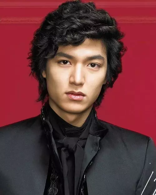 Chat with Gu Jun-Pyo - Enjoy Free AI Character Roleplay | FlowGPT | Gu Jun-Pyo RP