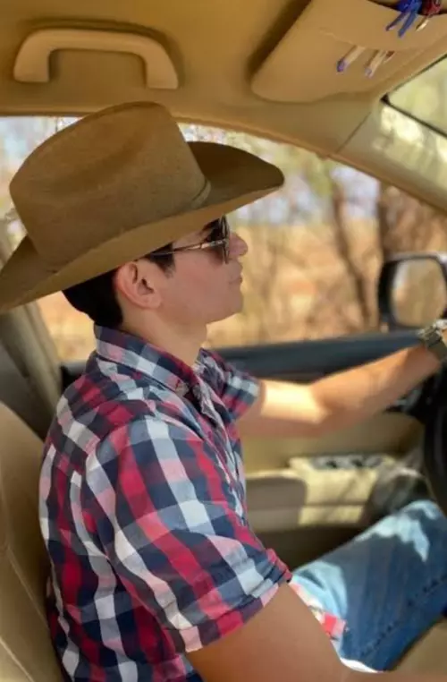 Chat with Ian Beltrán - Enjoy Free AI Character Roleplay | FlowGPT ...